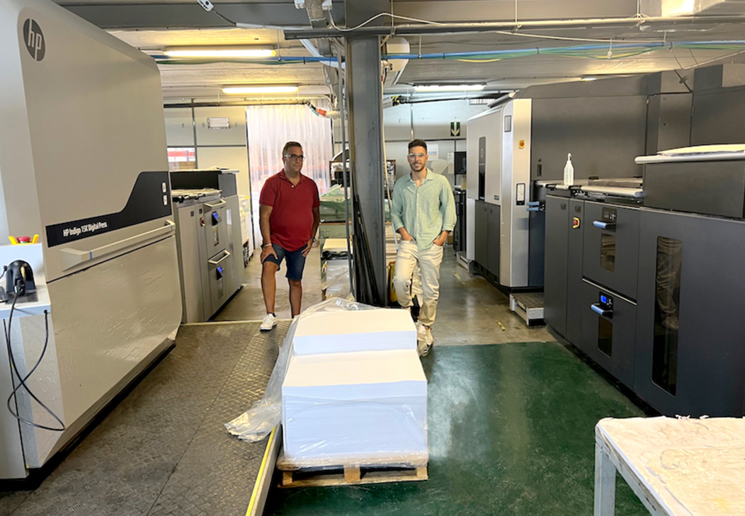 HP impulsa la transformación digital de Lozano Impresores con la instalación de la prensa HP ...